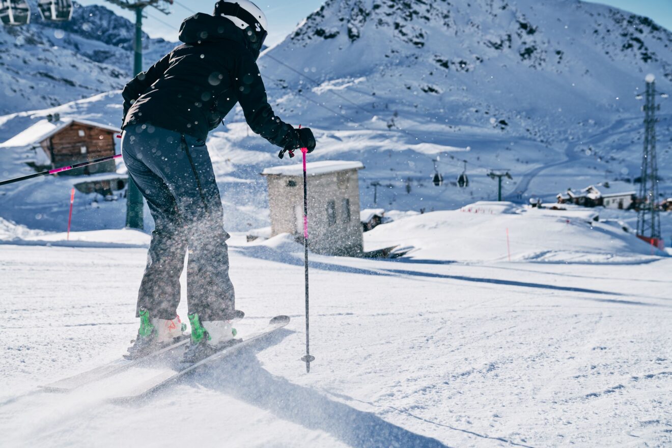 ON-PISTE SKIING, WHAT A PASSION! - Alagna